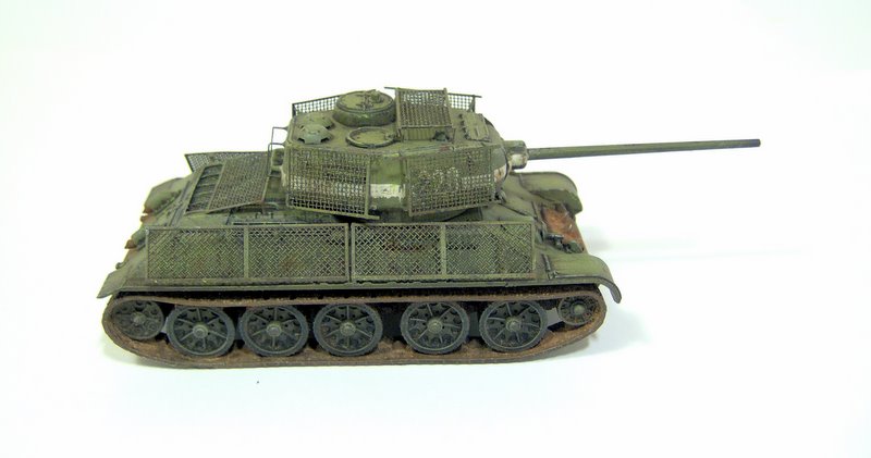 Gulumik Military Models: T-34/85 mod. 1944 1/72 Dragon - Gallery