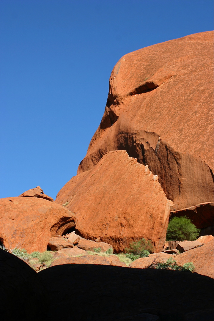 Tales of a Red Clay Rambler: Way Outback: The Red Walls of Uluru