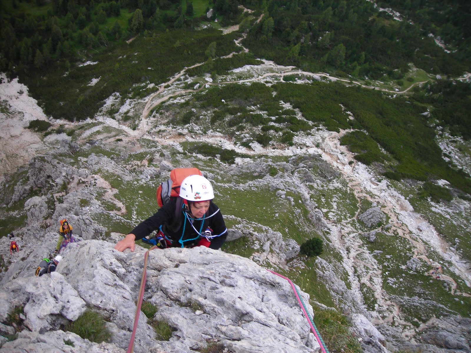 gruppo roccia orvieto: SPIGOLO COMICI
