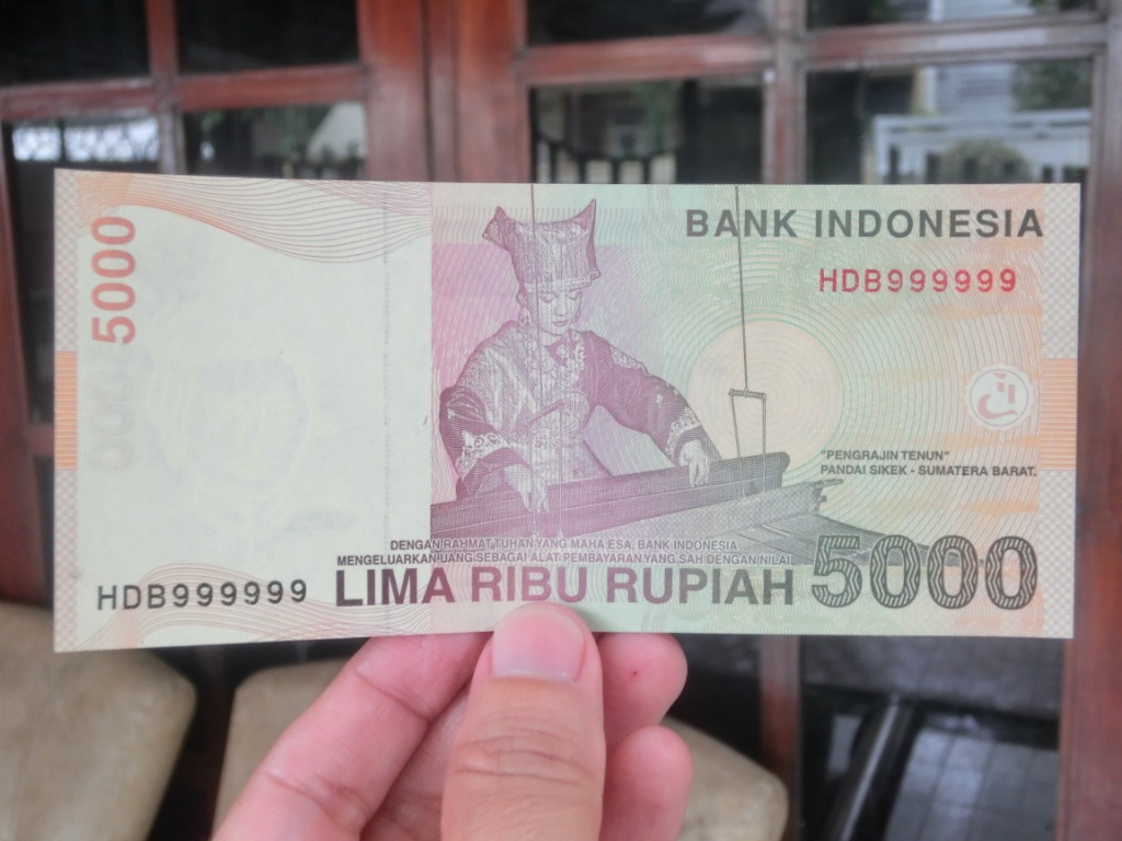 Sejarah Aset yg Berharga : UANG 5 RIBU SERI 9-9-9-9-9-9