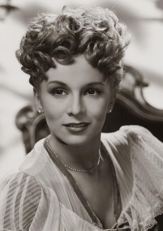 It's The Pictures That Got Small ...: THE FRIDAY GLAMOUR 15!