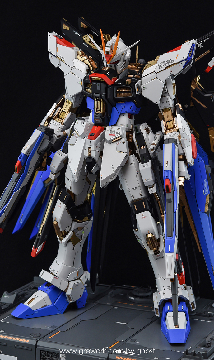 Custom Build: PG 1/60 Strike Freedom Gundam [Detailed]