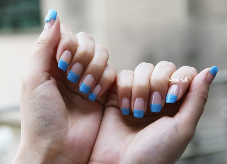 MagazinePAPA: Sky blue french gel nail, pats, cute accessory, Summer ...