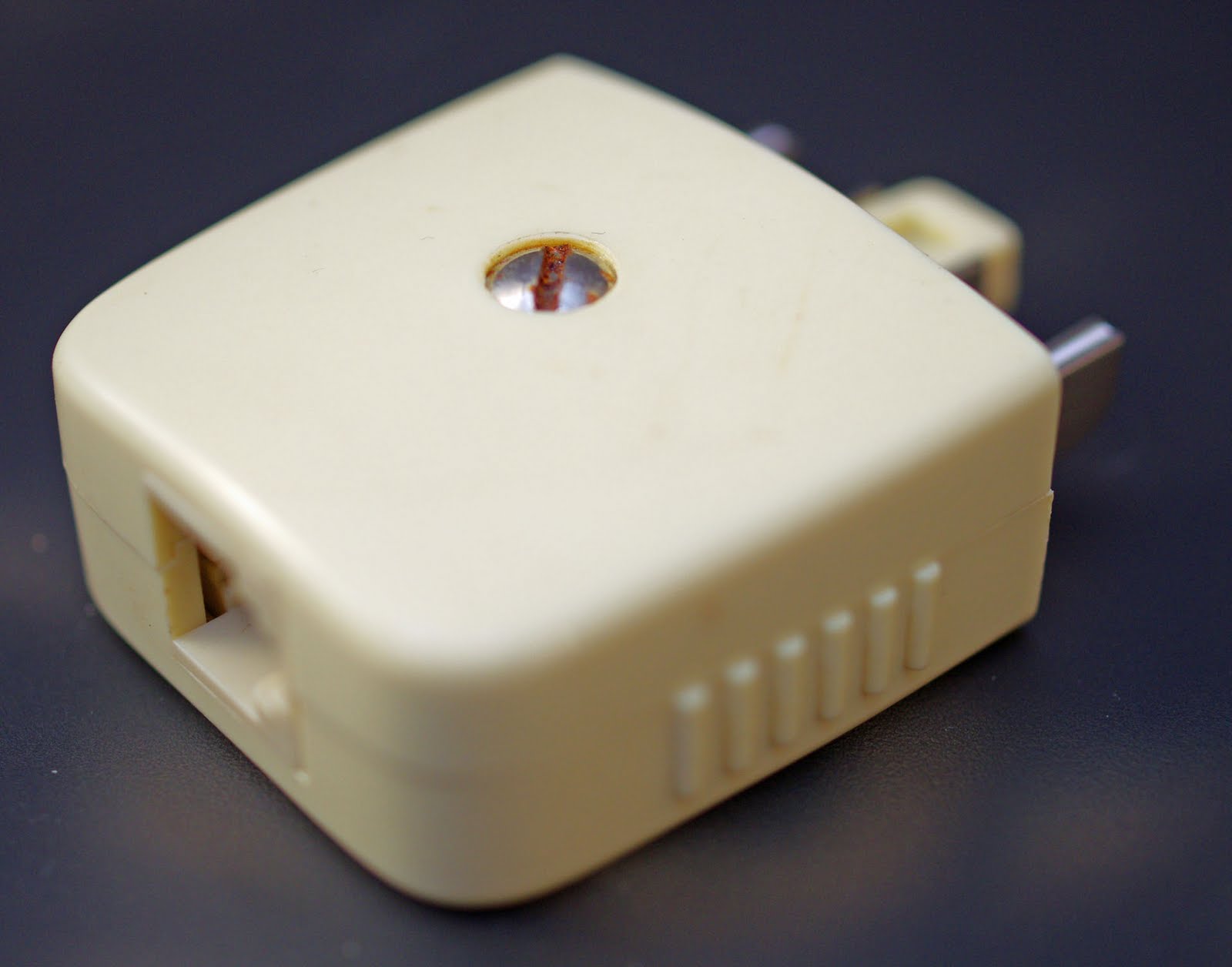 Network Museum: Phone plugs