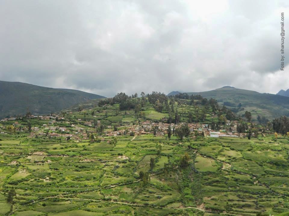 VALLE DEL DISTRITO TURPO ANDAHUAYLAS: paisajes del distrito de turpo