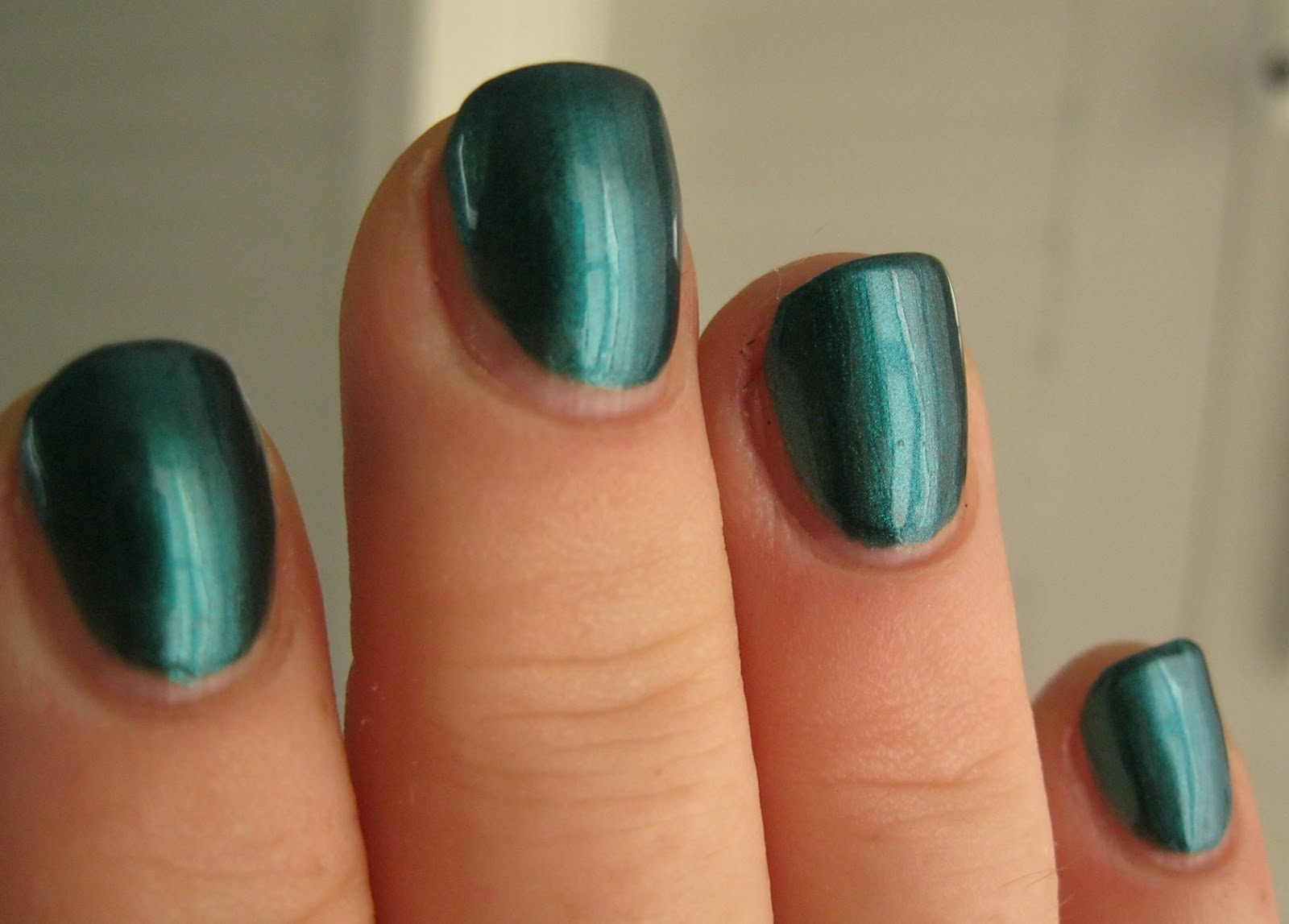 Lacquer Slacker Liz: Butter London Thames and Henley Regatta