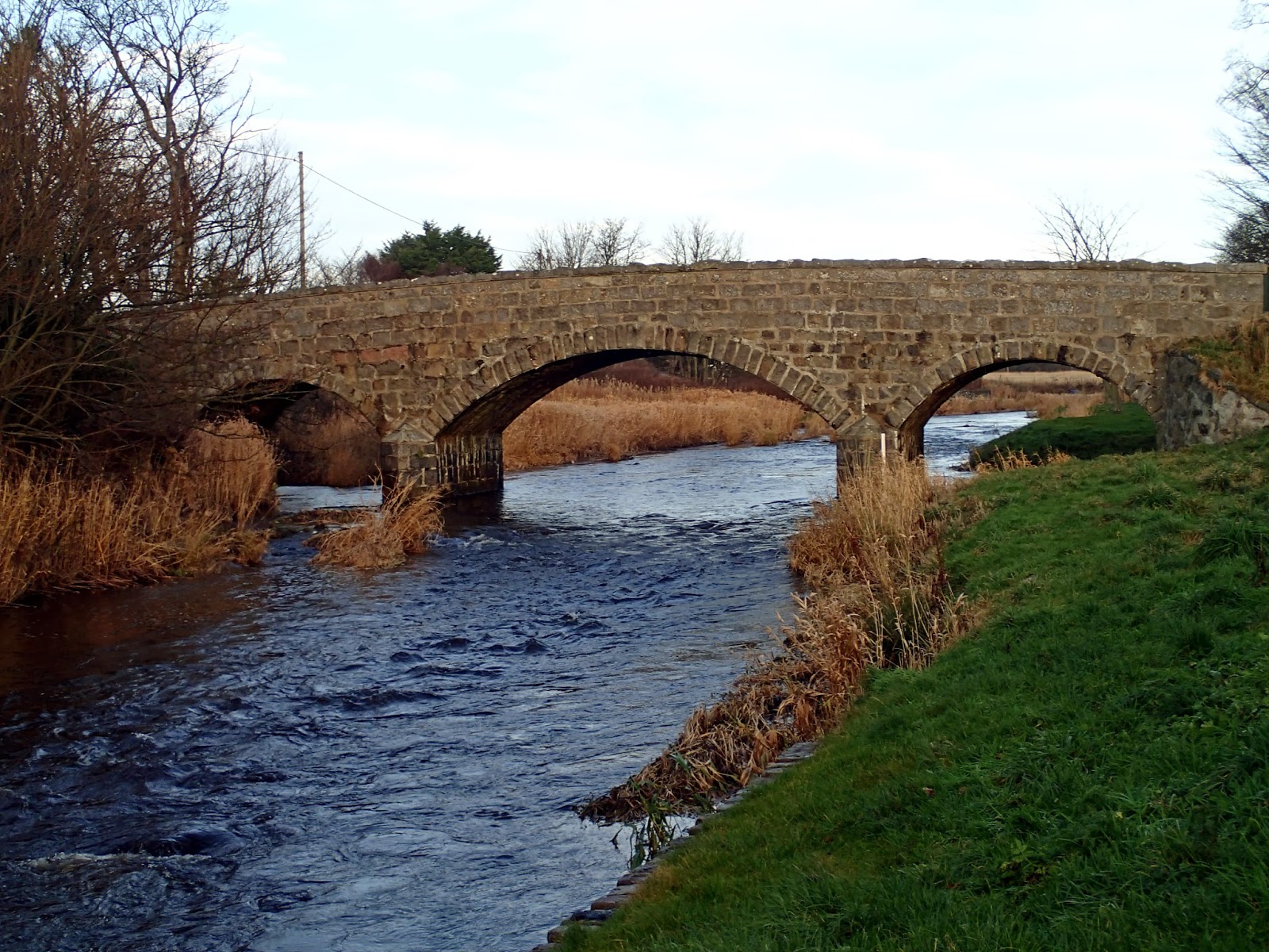 Walking The Line: Ugie Pearls:Inverugie, 3 castles and a station