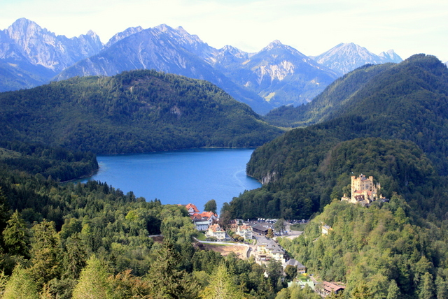 Mode de Lis: Europe, Part 5 · Reichenbach Falls and Neuschwanstein Castle