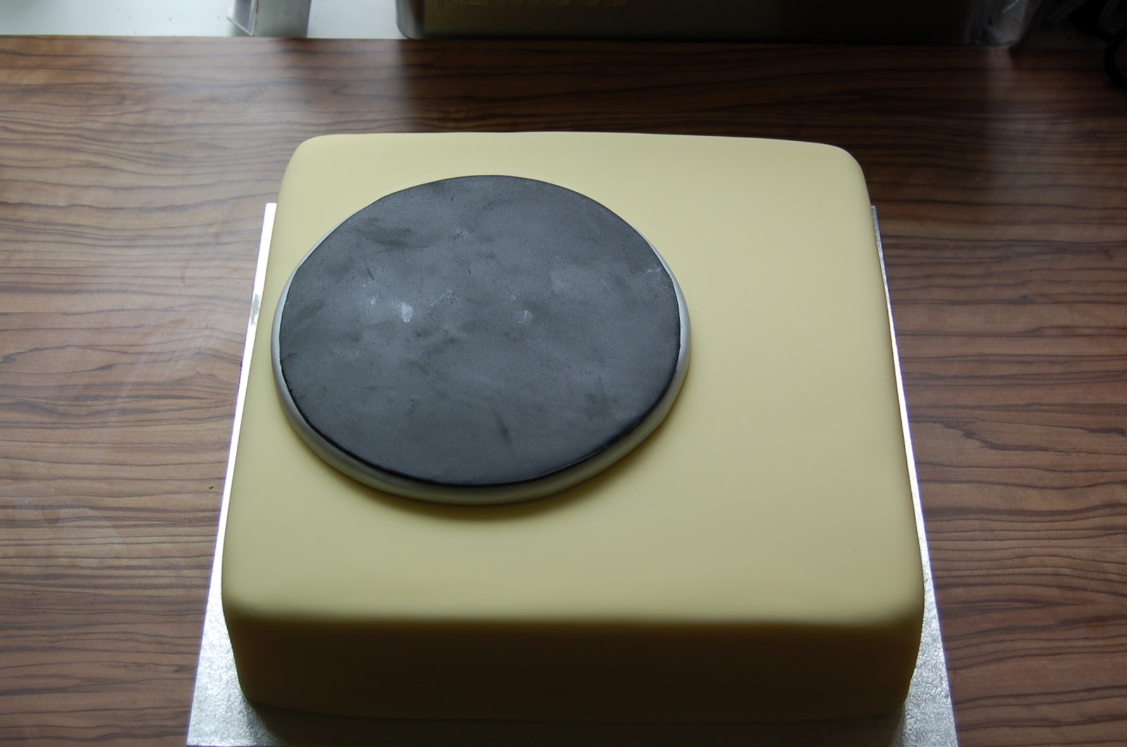 Brighton Baker: Record deck cake - happy 60th birthday Paul!