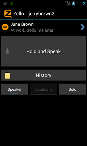 Zello es una aplicación PTT (push-to-talk) similar a un walkie talkie ...