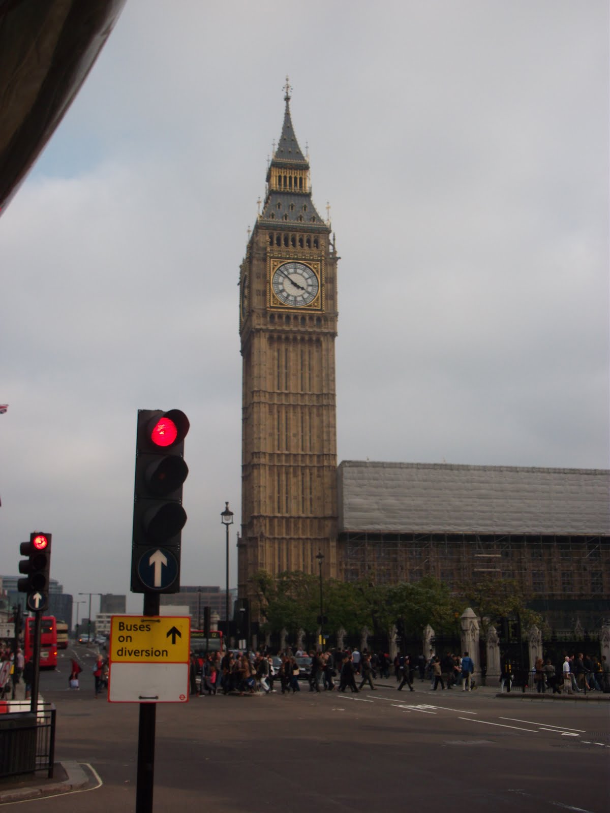 Royal Parks & Secret Gardens: Victoria Tower Gardens & Westminster ...