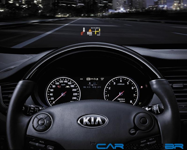 Novo sedã de luxo Kia K9 é lançado na Coréia custando R$ 89.700