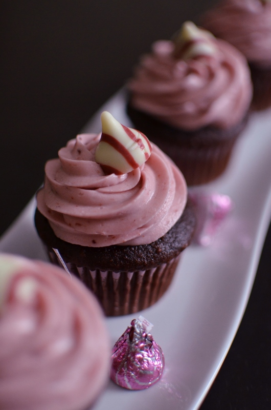 For the Love of Dessert: Chocolate Raspberry Hugs Cupcakes