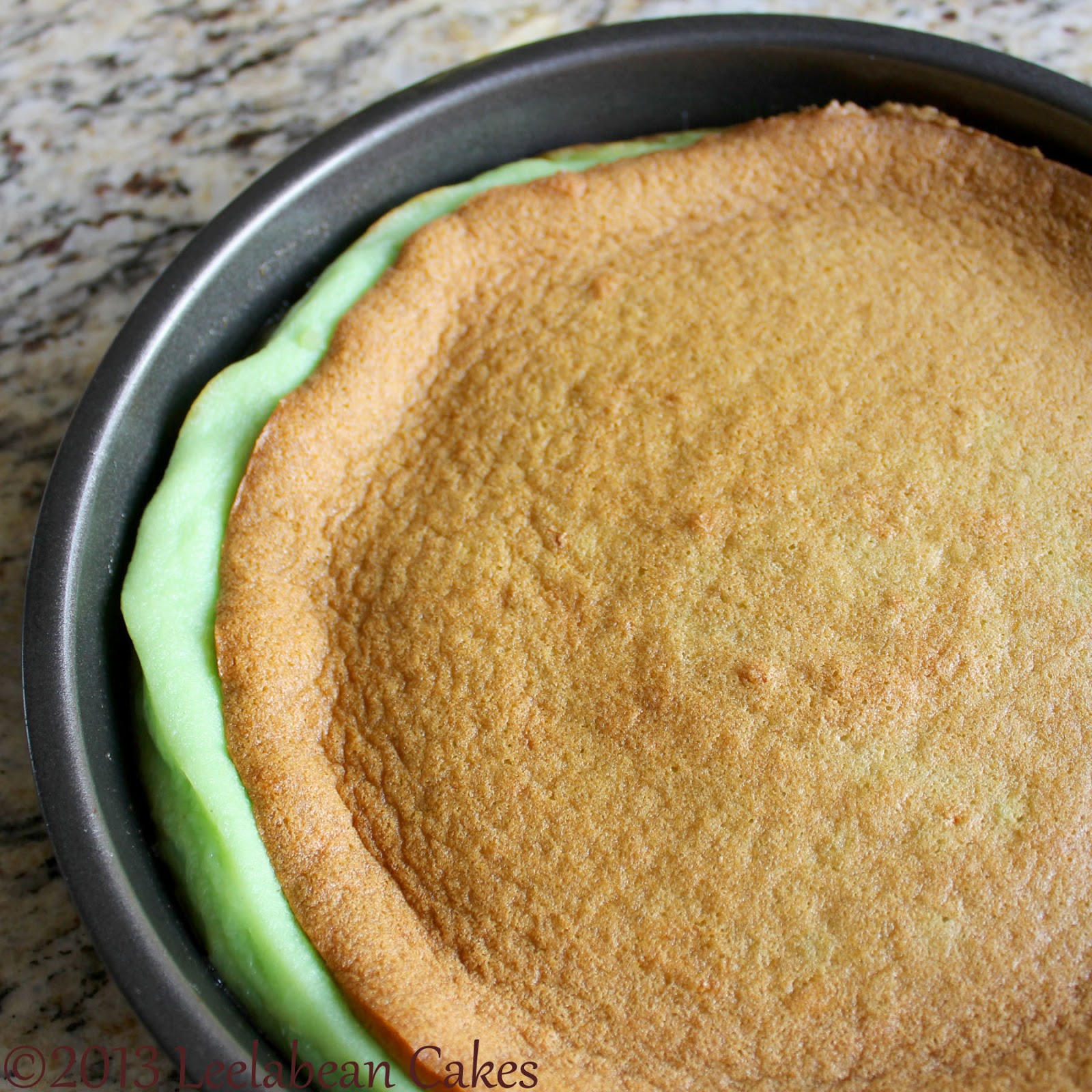 Leelabean Cakes: Leprechaun Cake (Magic Cake, Gone Green)