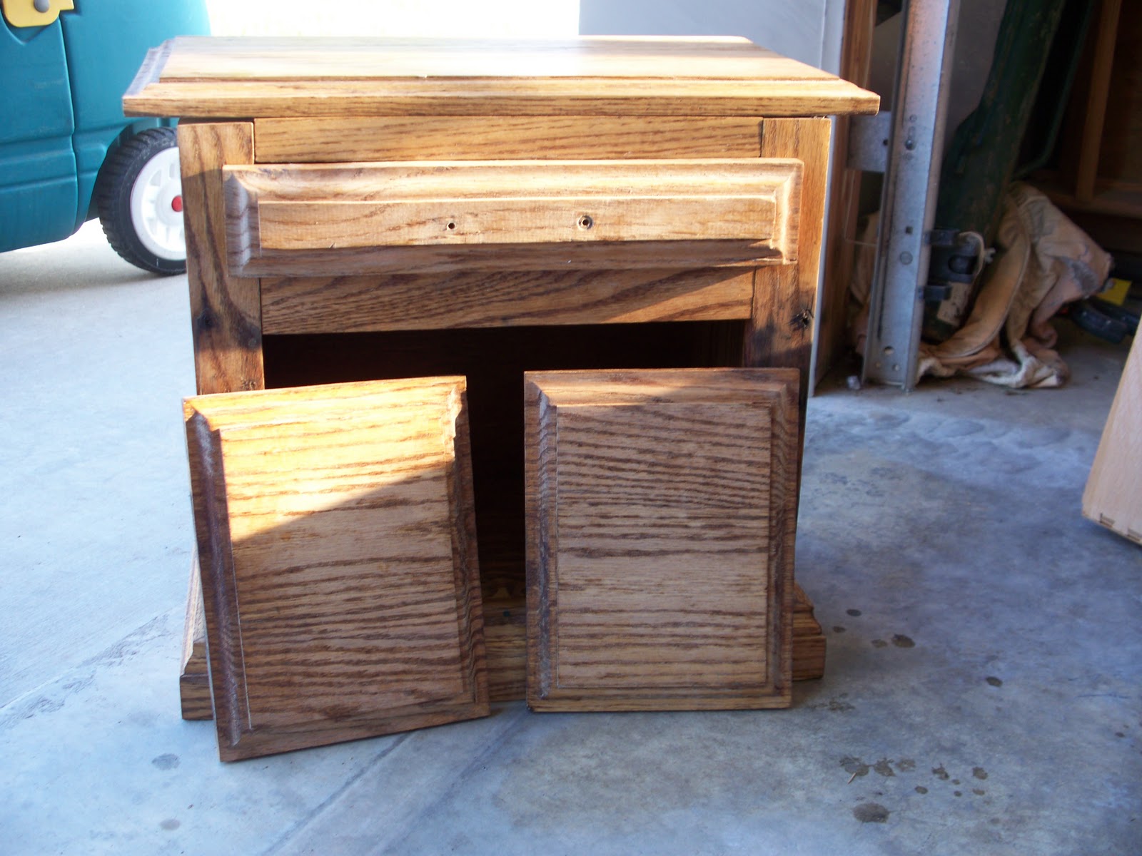 Mini Cabinet - Adventures of a DIY Mom