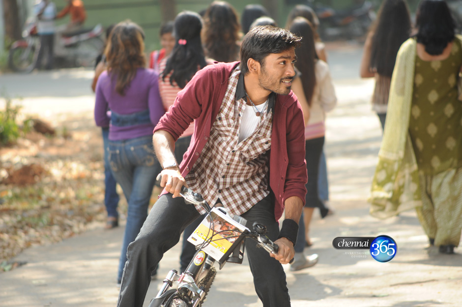Dhanush Stills From Kutty Movie - tunes inn