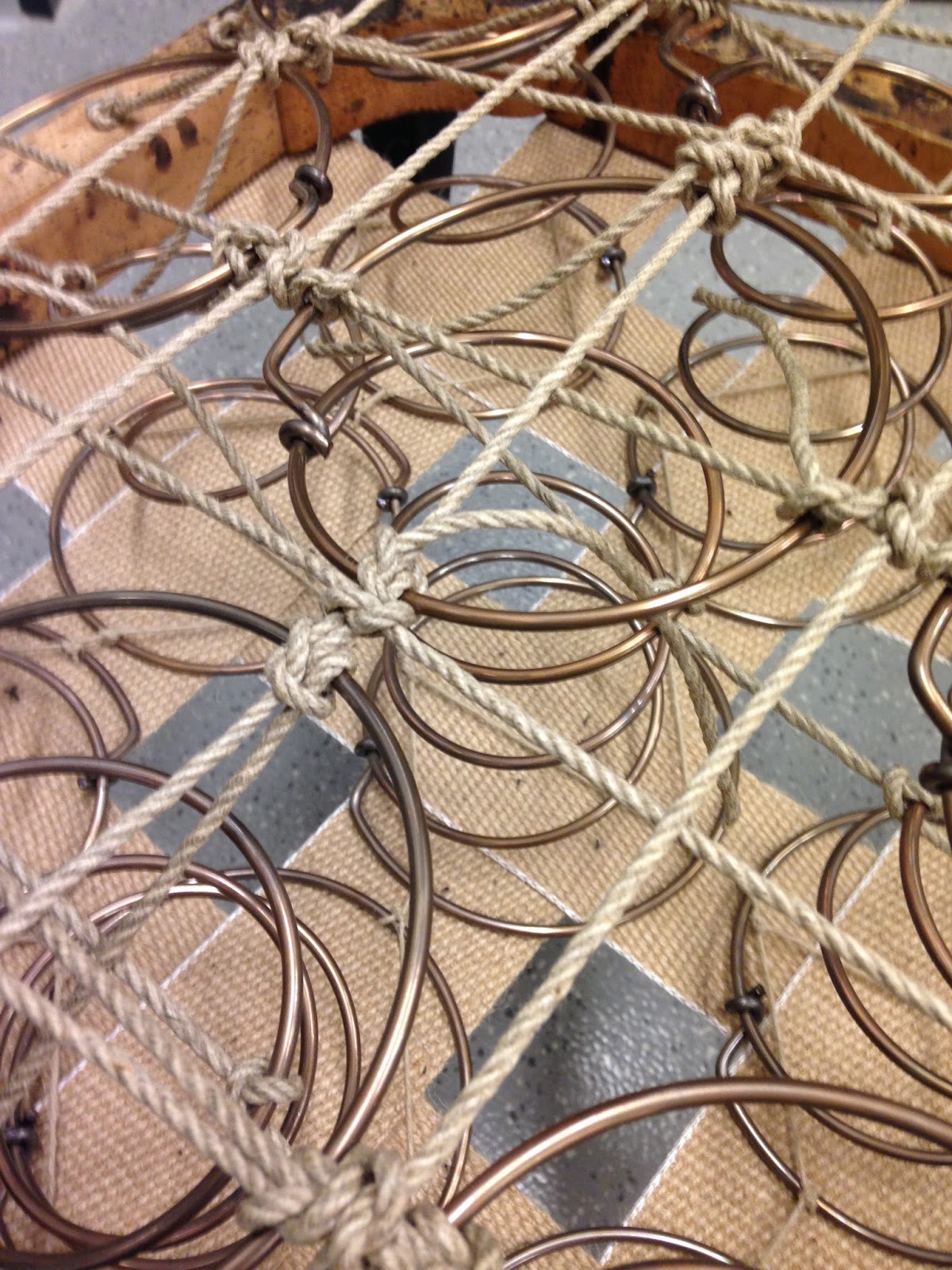 Päivänpesän elämää: Muutama solmu myöhemmin