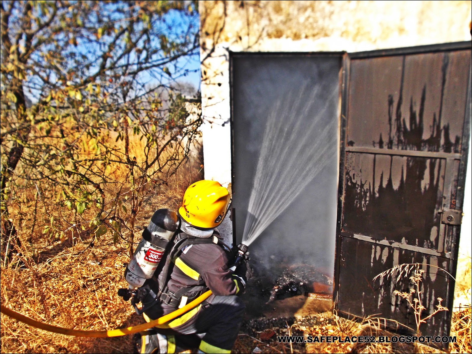 SAFEPLACE52: Bombeiros Municipais respondem a Incêndio em Santa Luzia