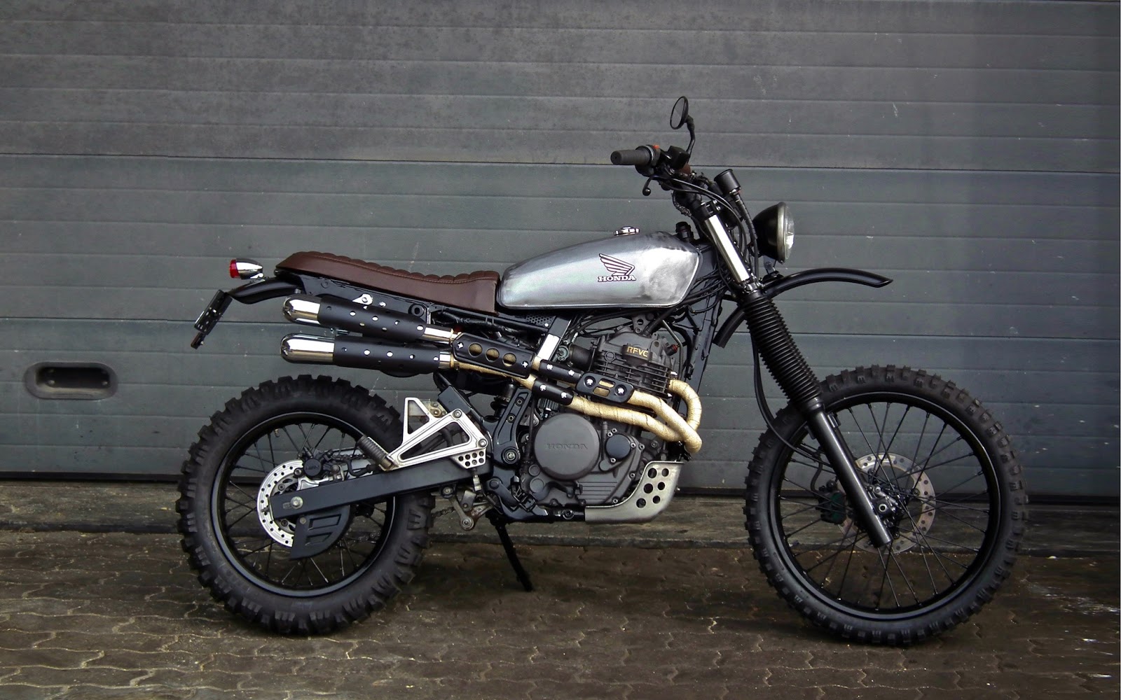 Dominator - Inazuma café racer