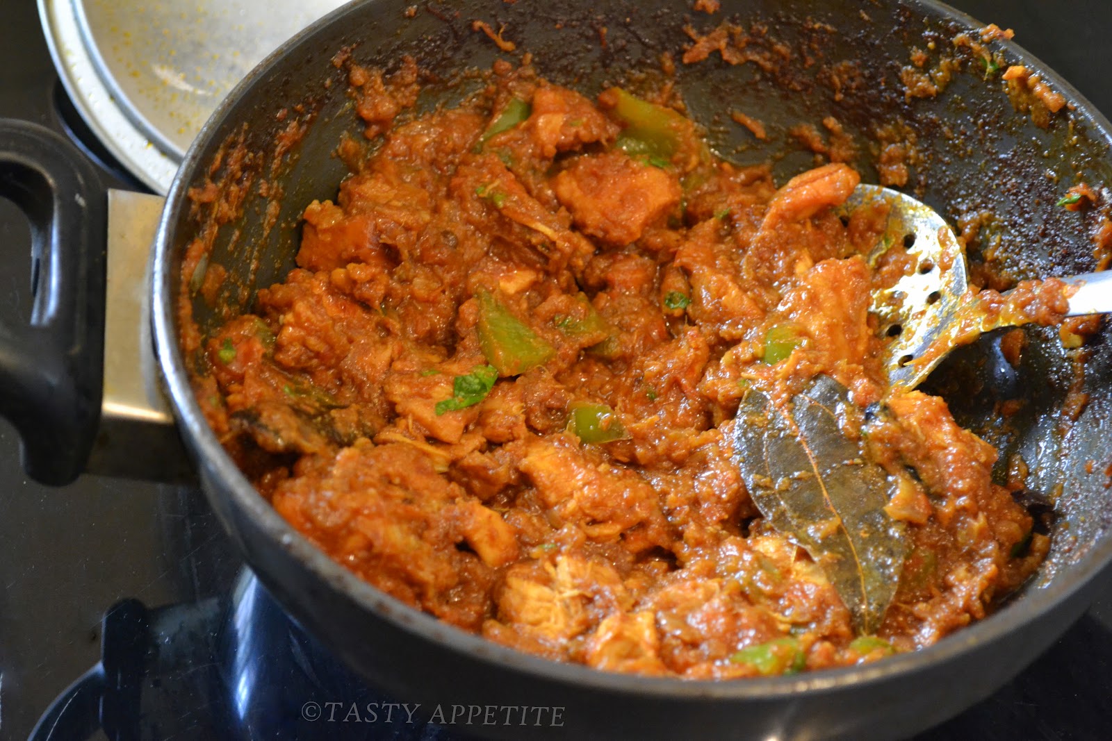 How to make Kadai Chicken / Step by Step