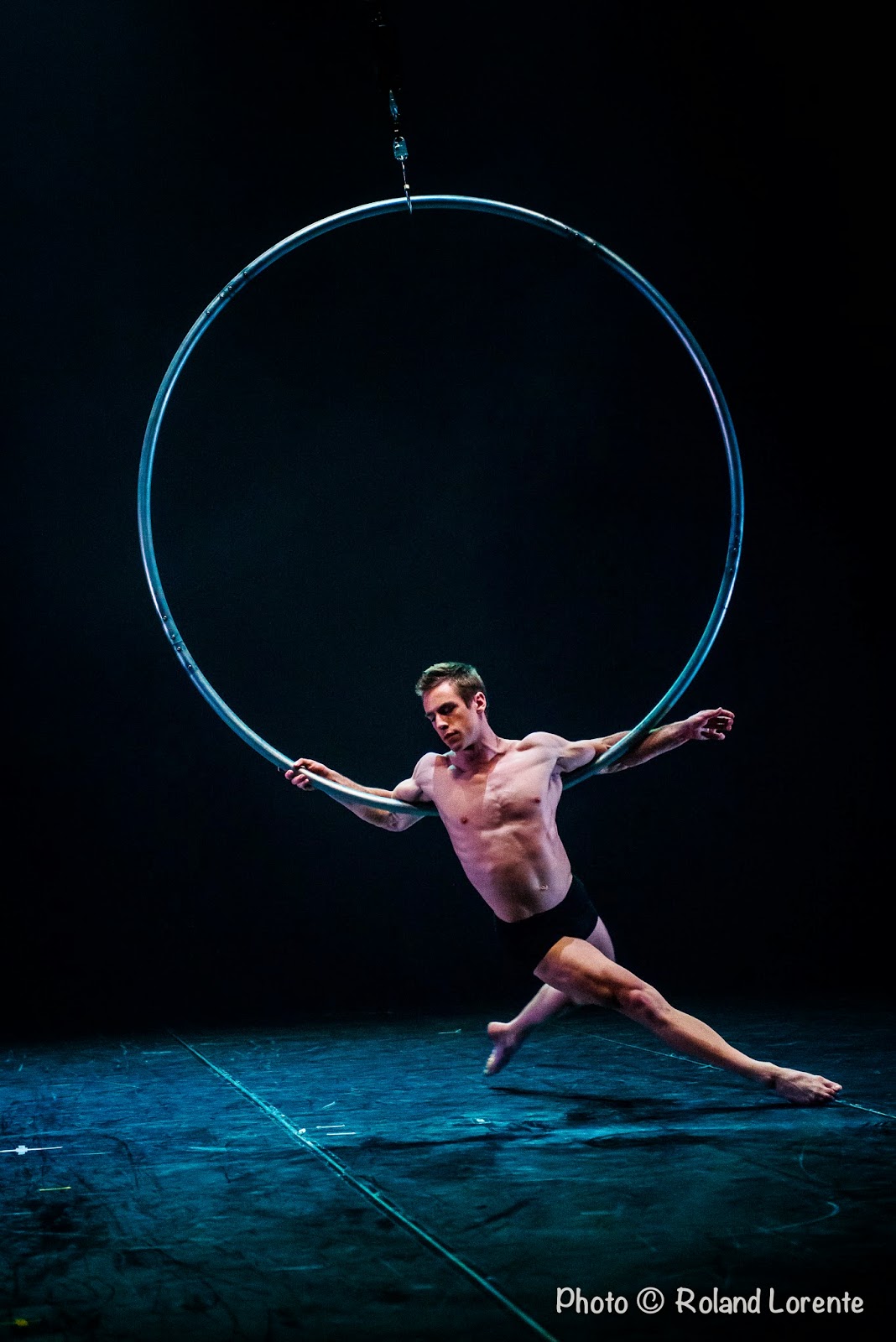 FRANCIS PERREAULT CIRCUS ARTIST: Circus Artist: Francis Perreault / Cyr ...