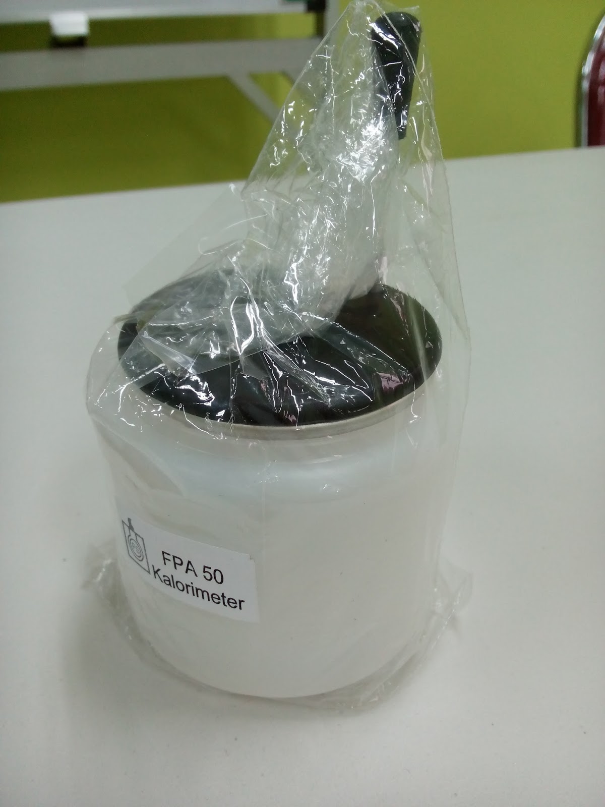 KALORIMETER | Laboratorium IPA Terpadu