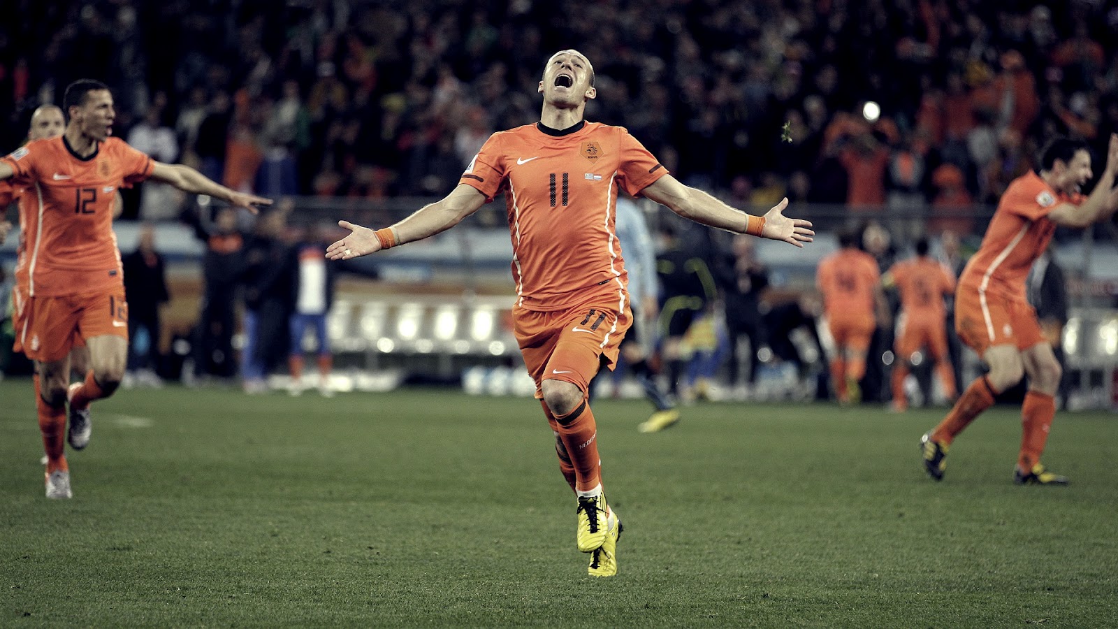 Arjen Robben Netherlands Wallpaper | Football Wallpapers HD