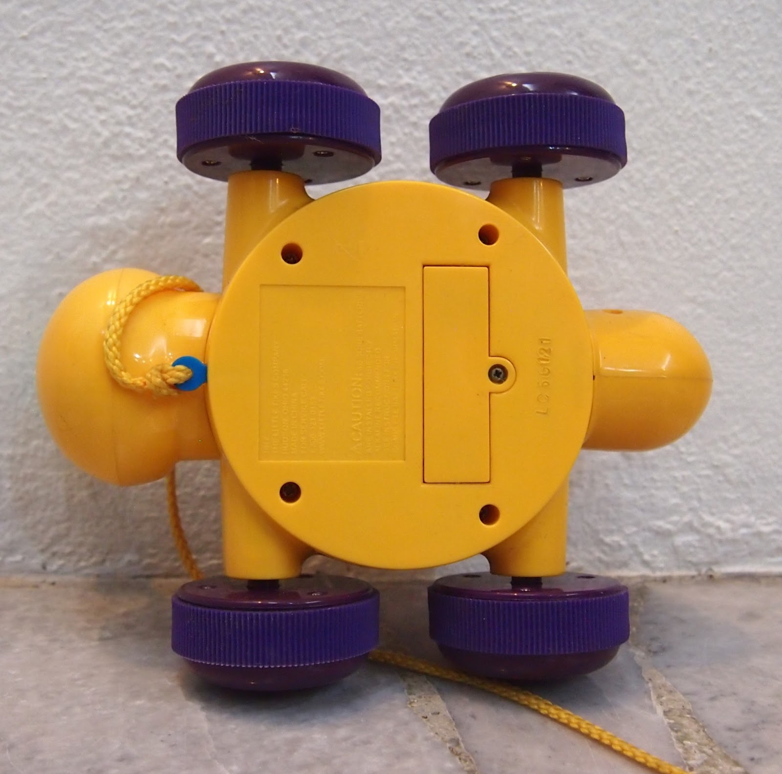 JuaiMurah: Little Tikes Pull Along Bug