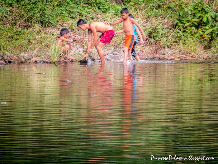 Barangay Irawan and its watershed. - Traveling by default.