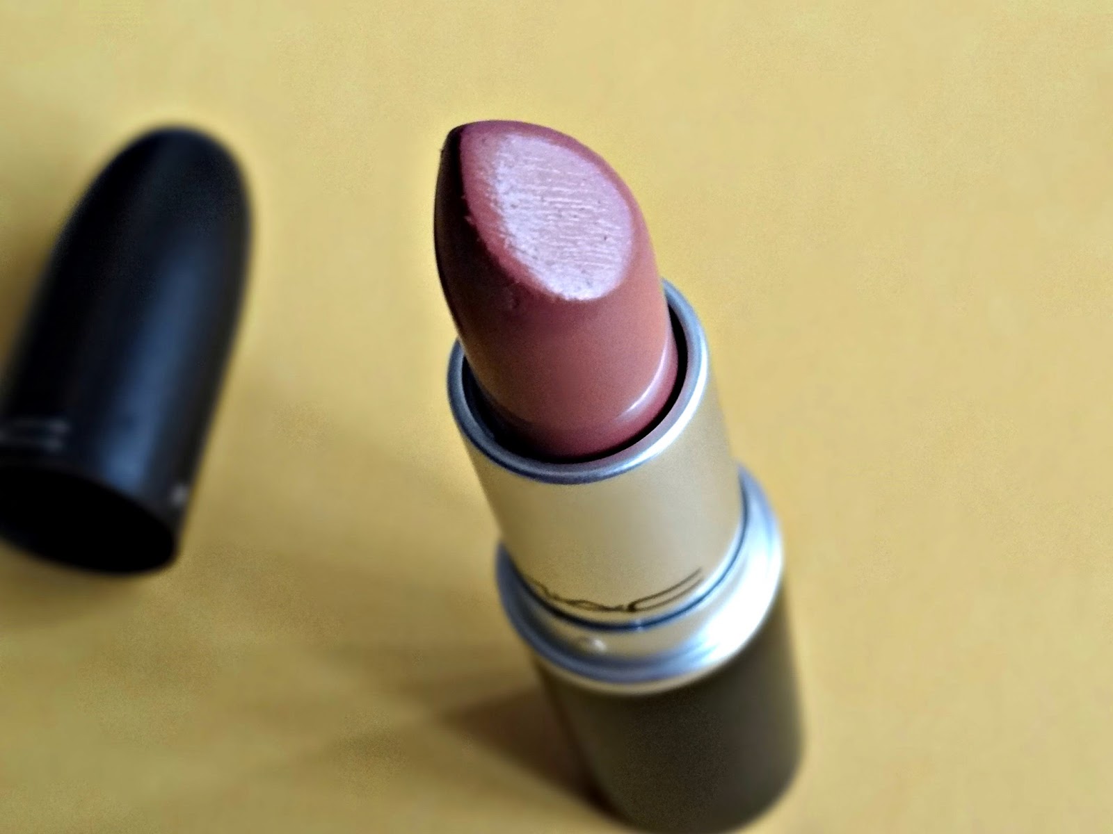 Makeup, Beauty and More: MAC Cremesheen Lipstick in Modesty