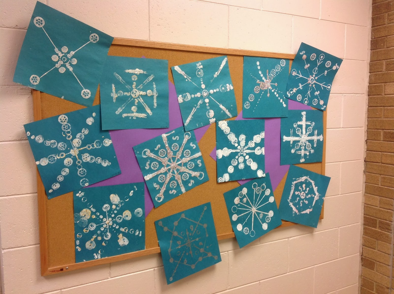 The Artsy Fartsy Art Room: 4th Grade Radial Printed Snowflakes