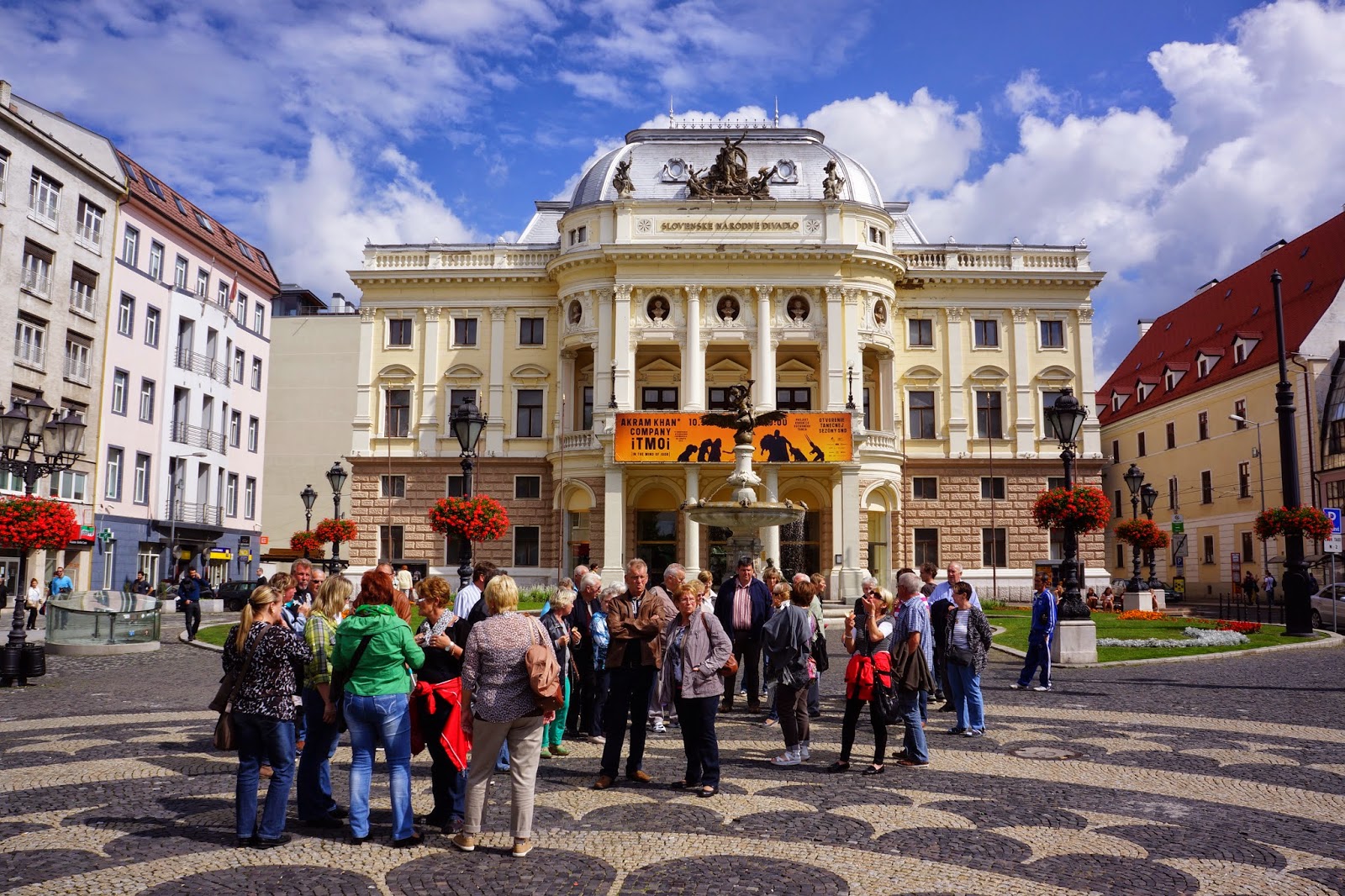 Bratislava's Opera House |Photoblog On-The-Go