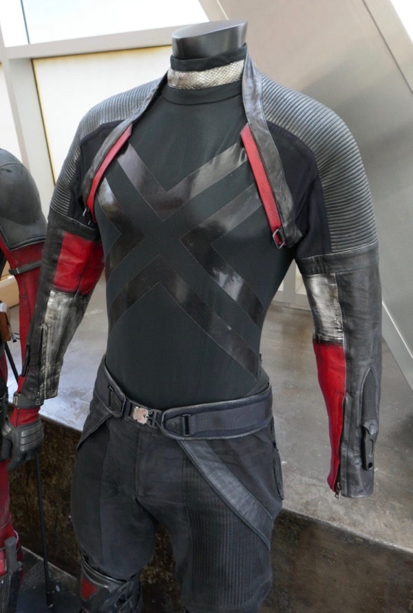 Hollywood Movie Costumes and Props: Deadpool 2 movie costumes on ...