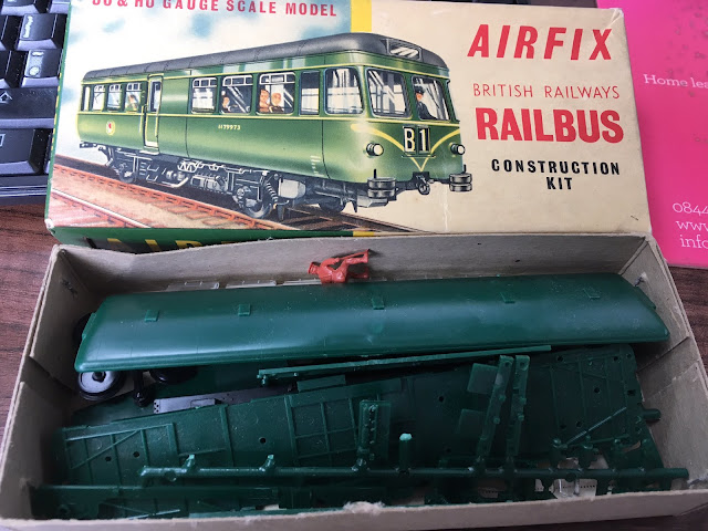 Kris' Model World - model railways and model kits: Railbus