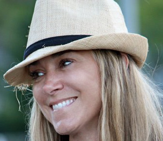 Angie Azur: Books - Art - Interviews: Interview with Jen Larson: Copywriter