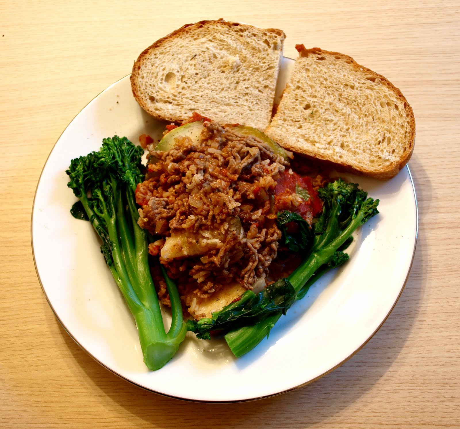 Mark's Veg Plot: Marrow "Bush Baby"s first fruit