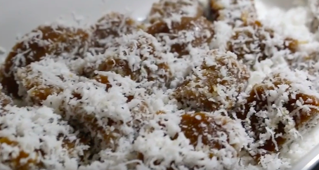 DAPUR KOTA SINGA: KUIH KASWI