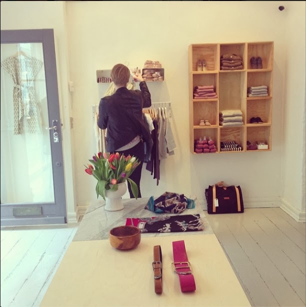 Asta & Alfred - Strikket baby- og børnetøj.