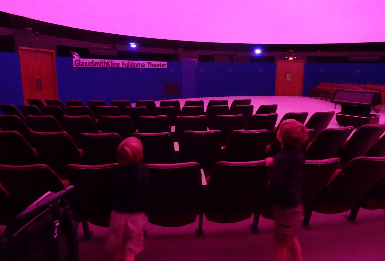 Femme au foyer: Morehead Planetarium & Science Center in Chapel Hill