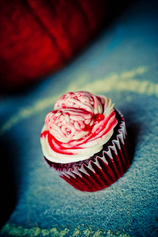 Custom Cakes by Julie: Bloody Brains Halloween Cupcakes