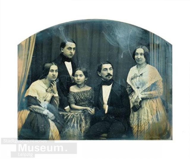 Early Photography: Here's a Collection of 42 Amazing Photographs From ...