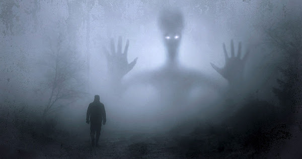 Creature in The Fog Wallpaper Engine