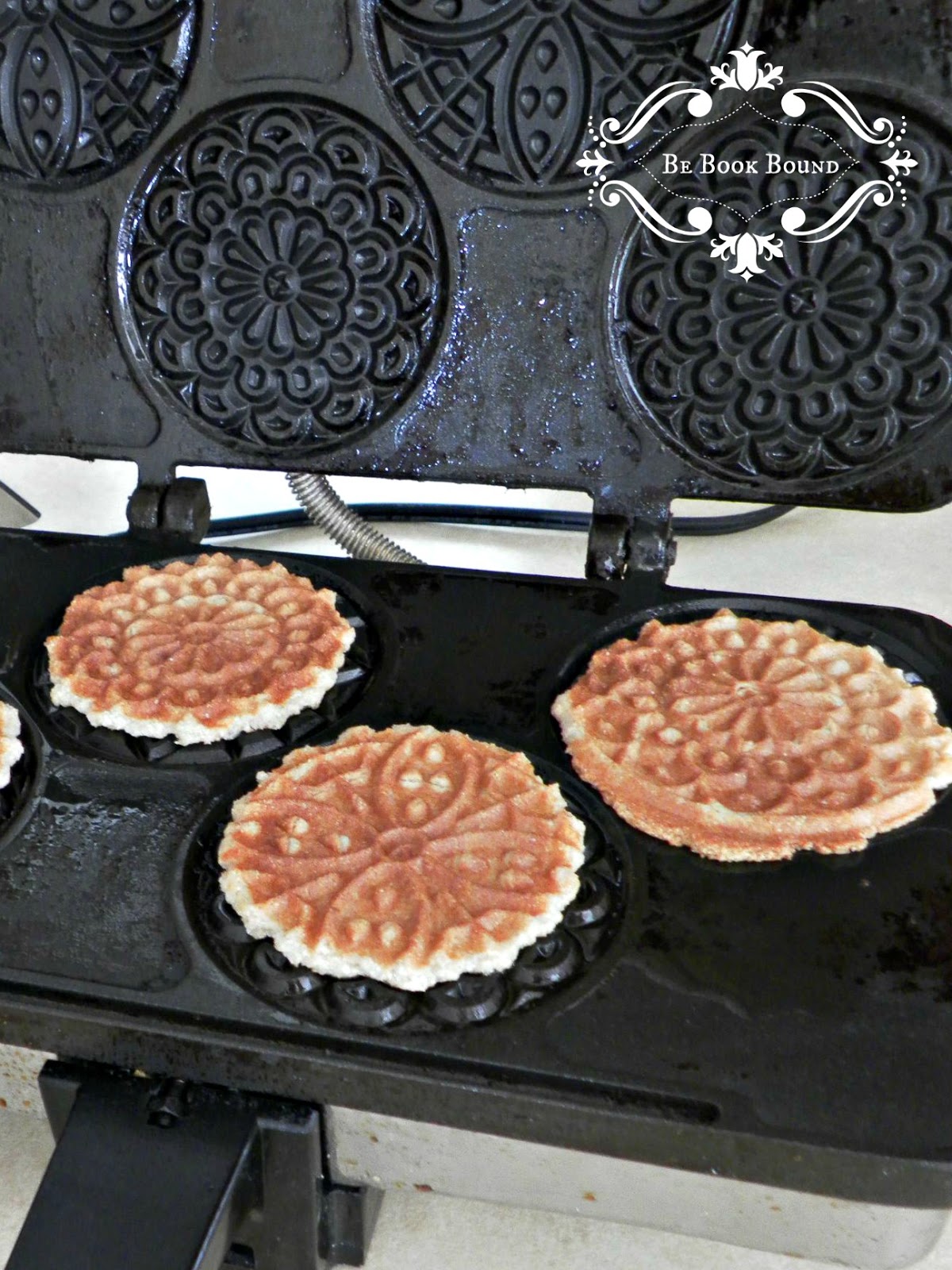 Be Book Bound: From the Cookbook: Fancy, Homemade Graham Crackers