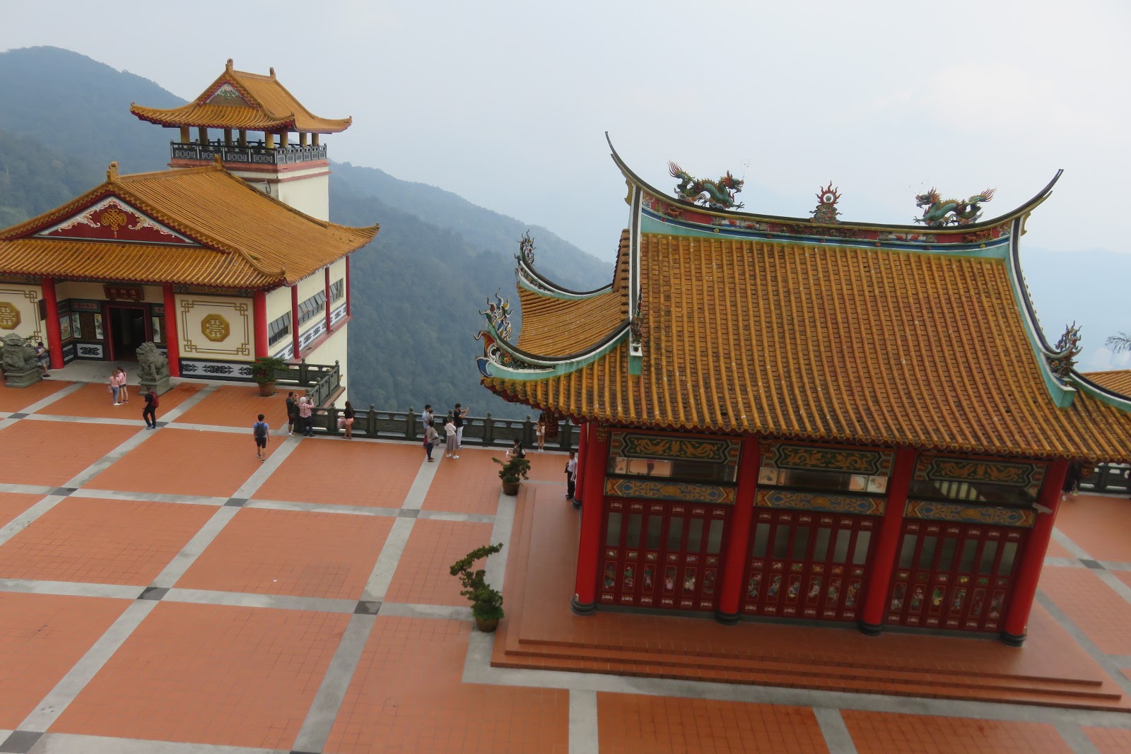 Kee Hua Chee Live!: CHIN SWEE TEMPLE AT RESORTS WORLD GENTING IS A ...