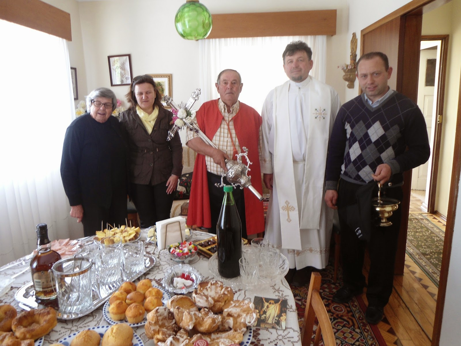 BlogDosForninhenses: Procissão e Visita Pascal