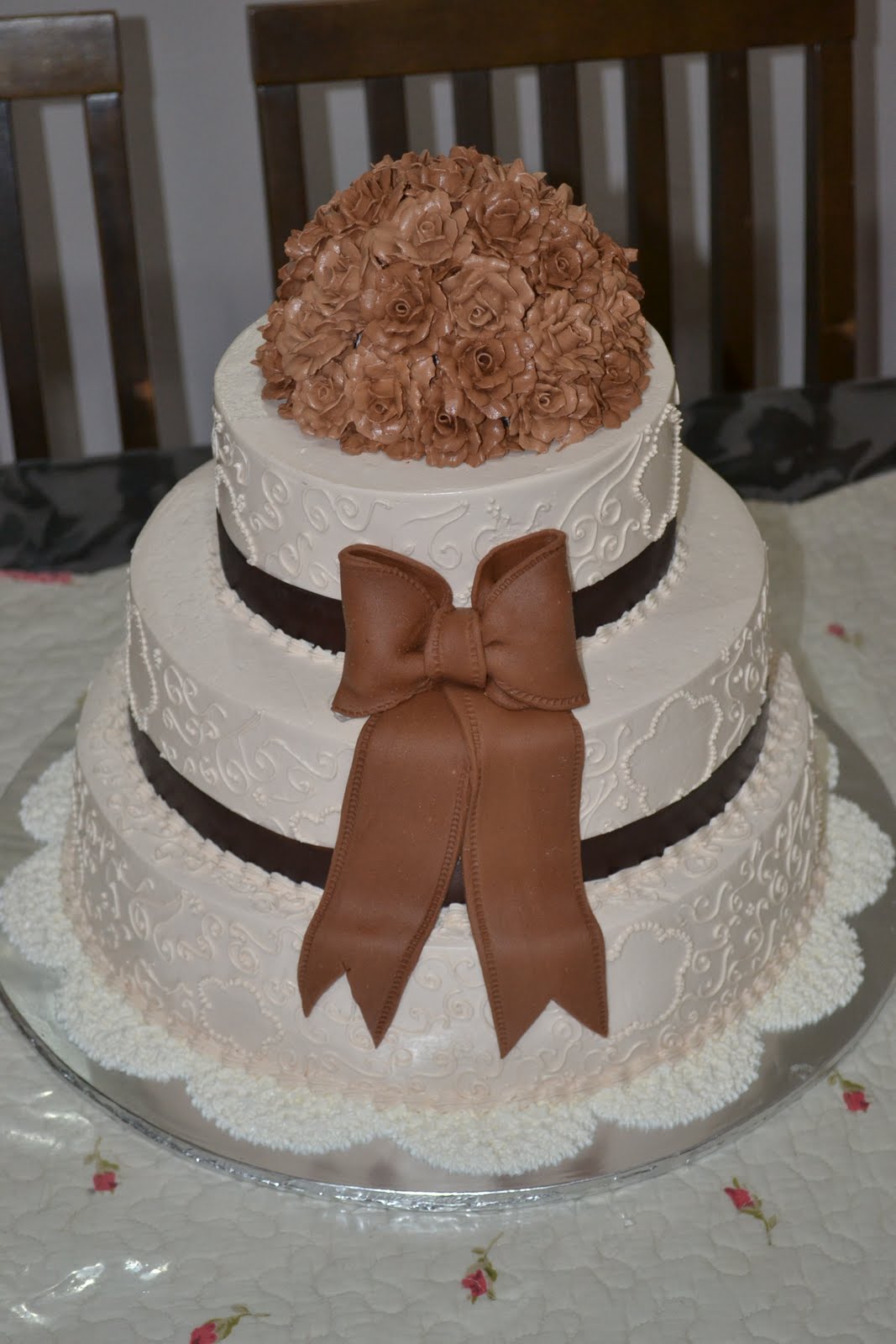 MyPu3 Cake House: 3 tier stacked wedding cake - Brownish theme
