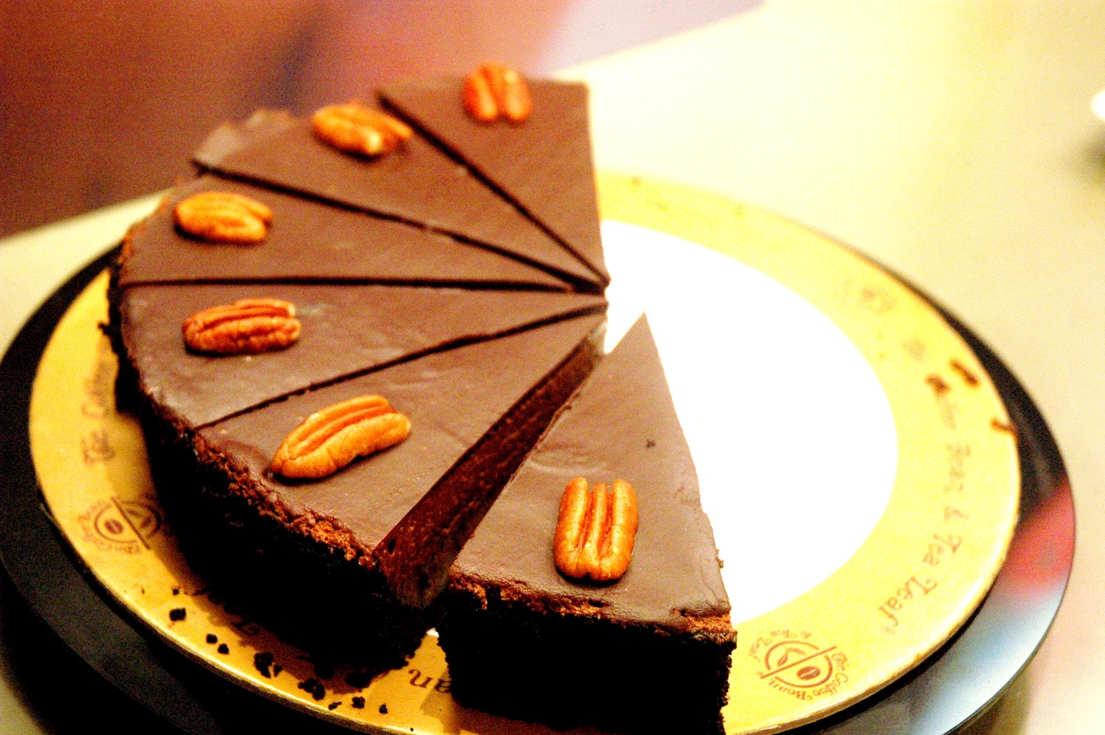 DUDE FOR FOOD: Food News: The Coffee Bean and Tea Leaf, Now Brewing in ...