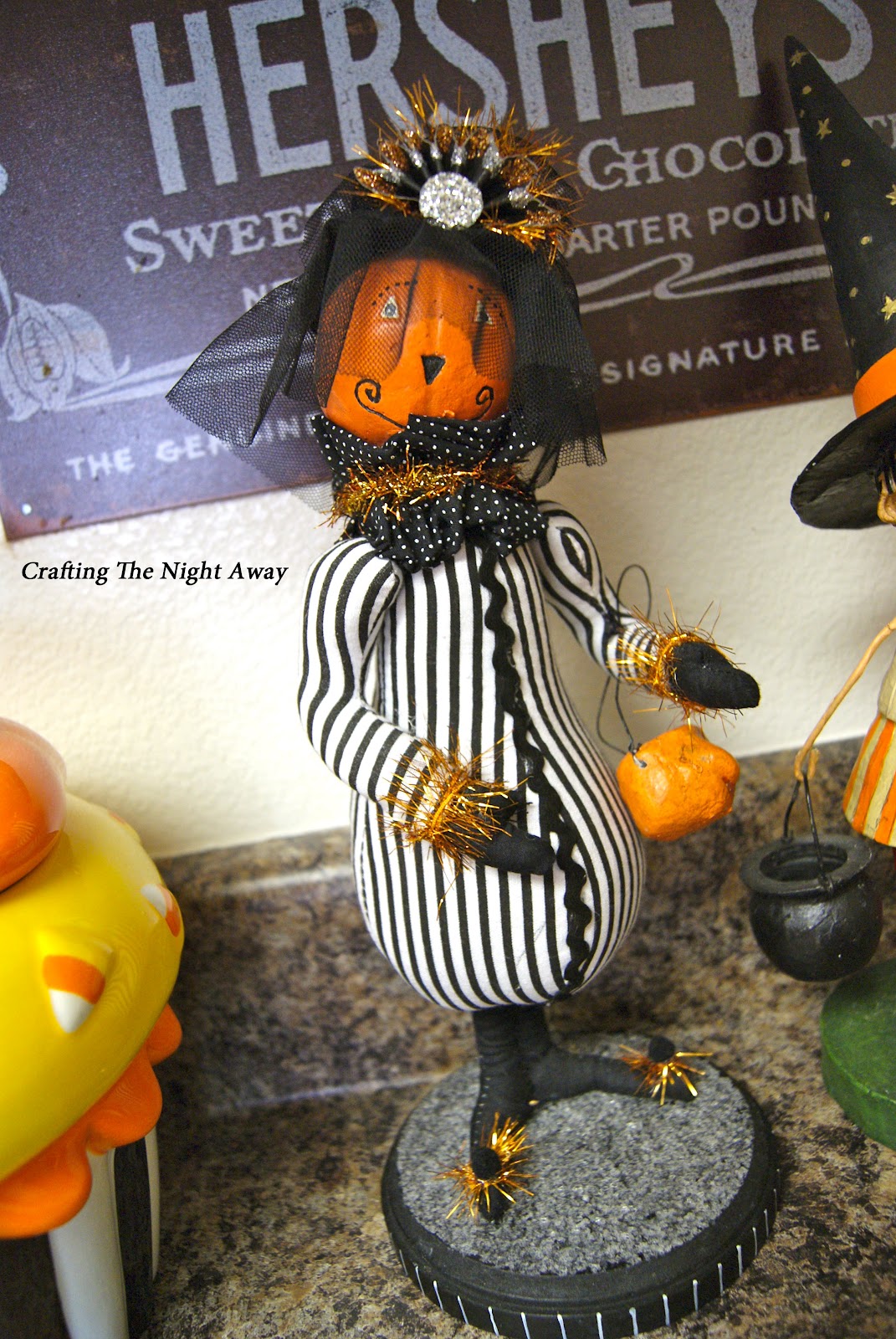 Crafting The Night Away: All Decorated For Halloween