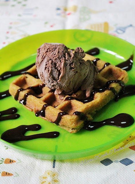 I Love. I Cook. I Bake.: Pandan Waffles