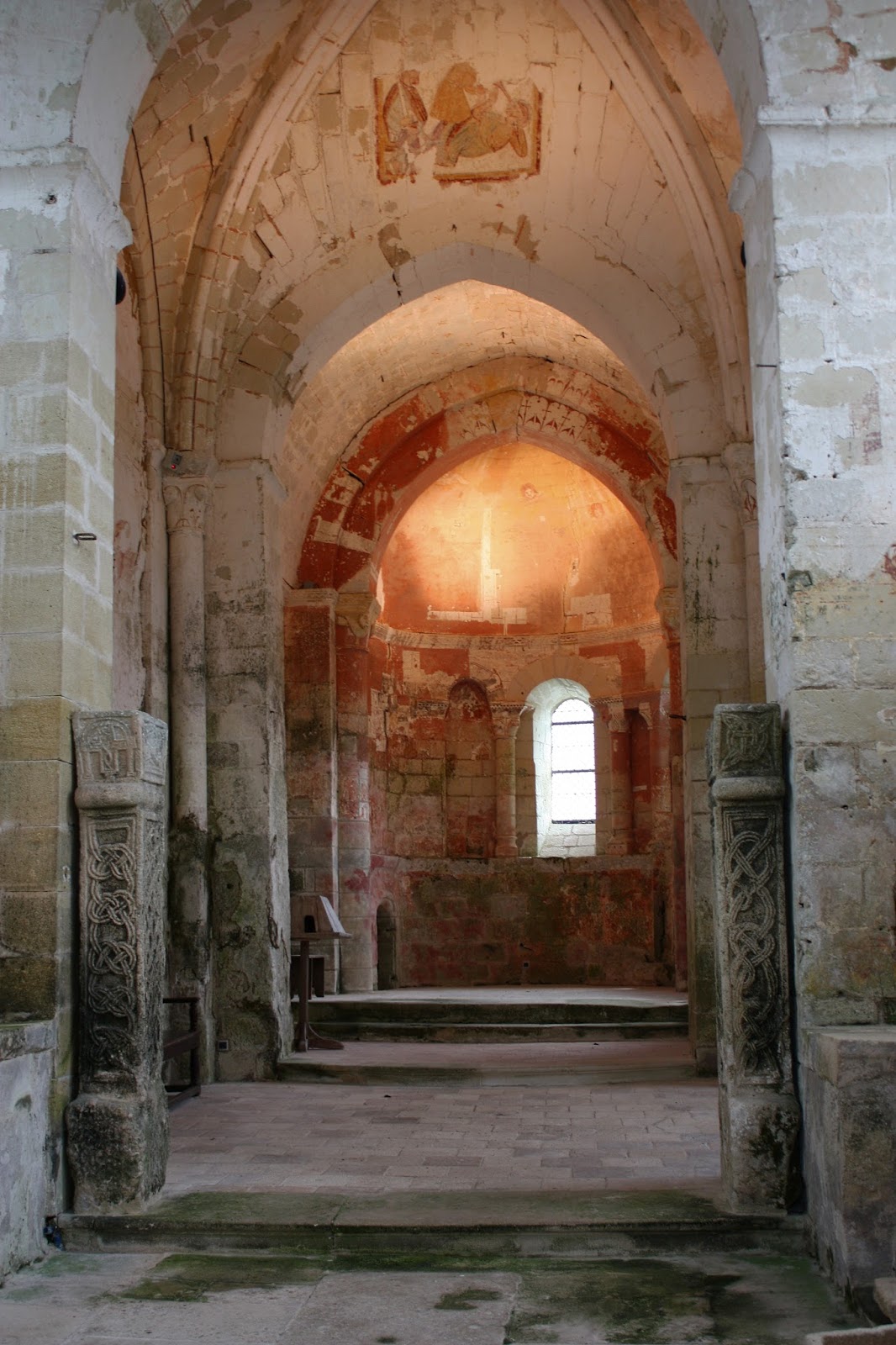 Atlas roman: Cravant-les-Côteaux - Ancienne église Saint-Léger (37)